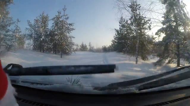 снег