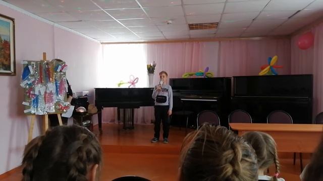 "Мамочка родная, мамочка". Исполняет Сержантов Илья