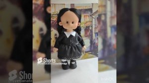 Куколка по мотивам сериала _Уэнсдей_❤ Рост 27 см. Малышка в поисках домика ?#уэнсдей #кукла.mp4
