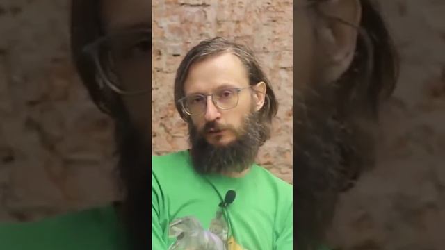 Станислав Дробышевский -  песчаные черви в Дюне