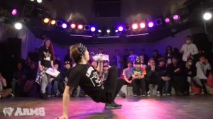  LAZ KIRTINO Exhibition Battle ARMS/ YAK BATTLES