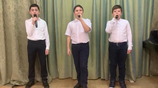 Ансамбль “БТР” - “ Капитан, улыбнитесь”.mp4