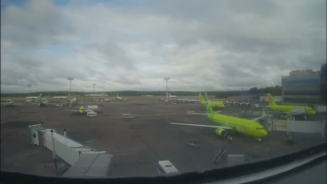 Аэропорт Домодедово, Москва. Domodedovo Airport, Moscow. Timelapse.