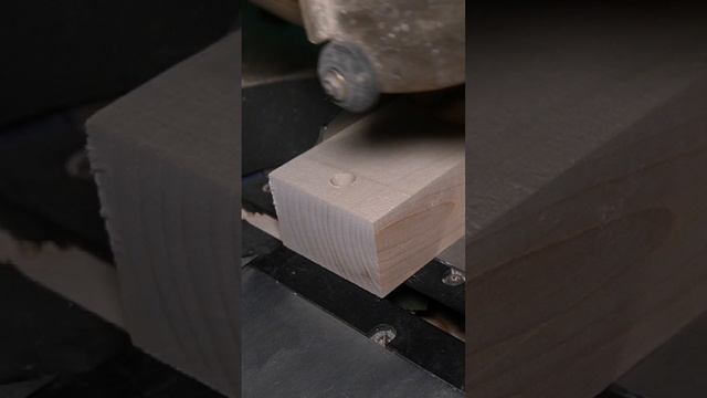 Рабочий способ! Как можно просверлить отверстие ровно под 90 градусов? #shorts #short #tiktok #diy