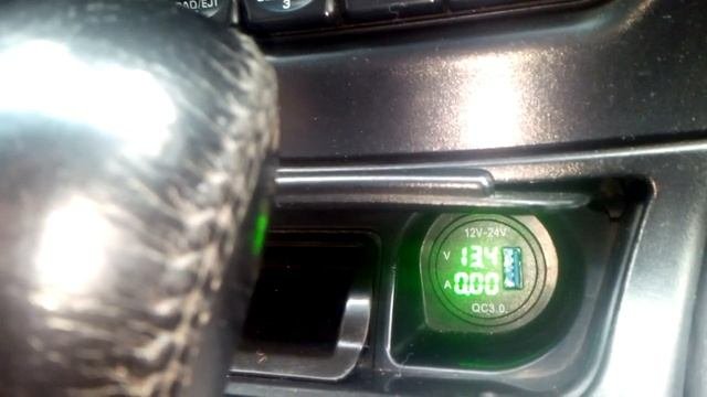 Chysler 300m - Замена прикуривателя на USB розетку
