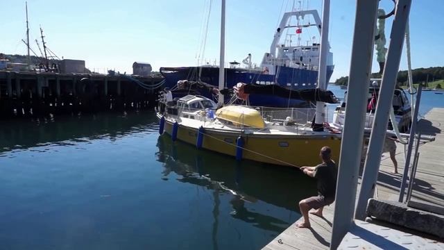 Техника управления парусным судном - Швартовка - Разворот на веревках
