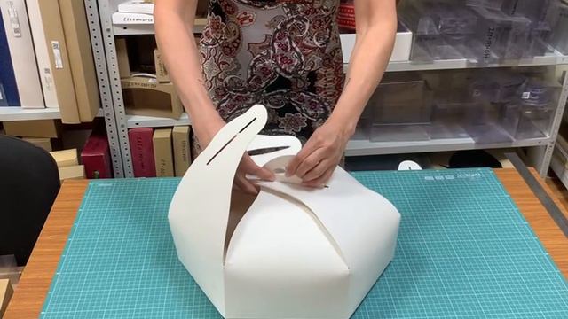 коробка для торта с ручками