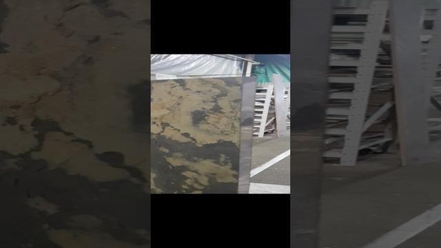 Облицовка мебельного фасада каменным шпоном с двух сторон.
