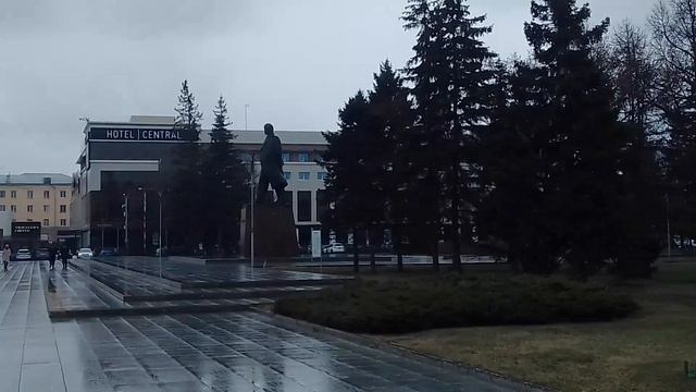 Барнаул, Ленинский проспект 20 апреля 2022.mp4