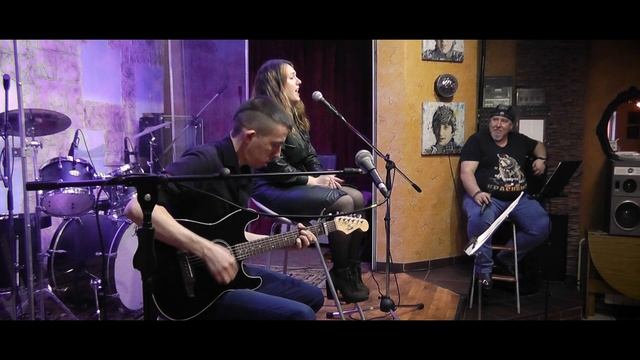 Ampleforth - Sorry [LIVE]