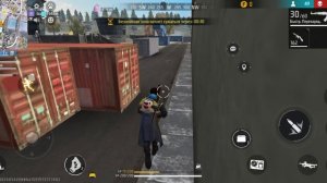 я с моей лучшей подругой Варей играем три битвы во free fire