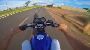 ACELEREI A TITAN CARBURADA COM AKRAPOVIC *Berra demaaais*