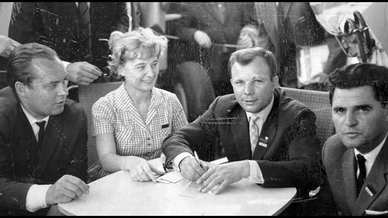 Юрий Гагарин в Ле Бурже. 1965 год.