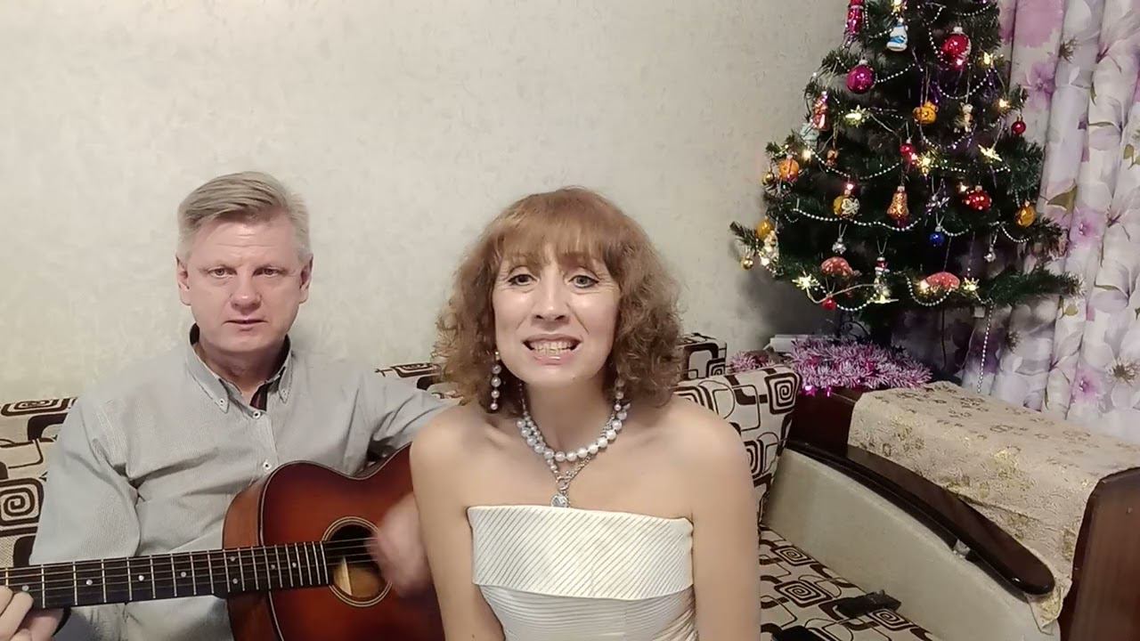Снег кружится