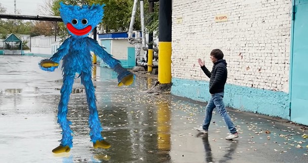 Шаман хаги ваги из Poppyplaytime! Настоящий живой говорящий Хагги Вагги рад! #gamelifeshow #SHORTS