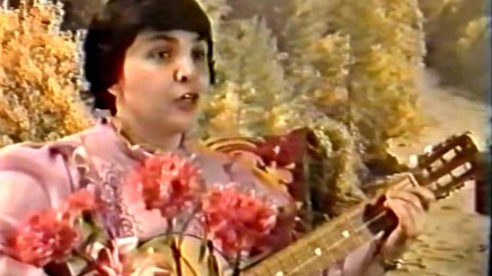 "Моцарт" (запись 1992 г.). Поёт Надежда Вдовкина.