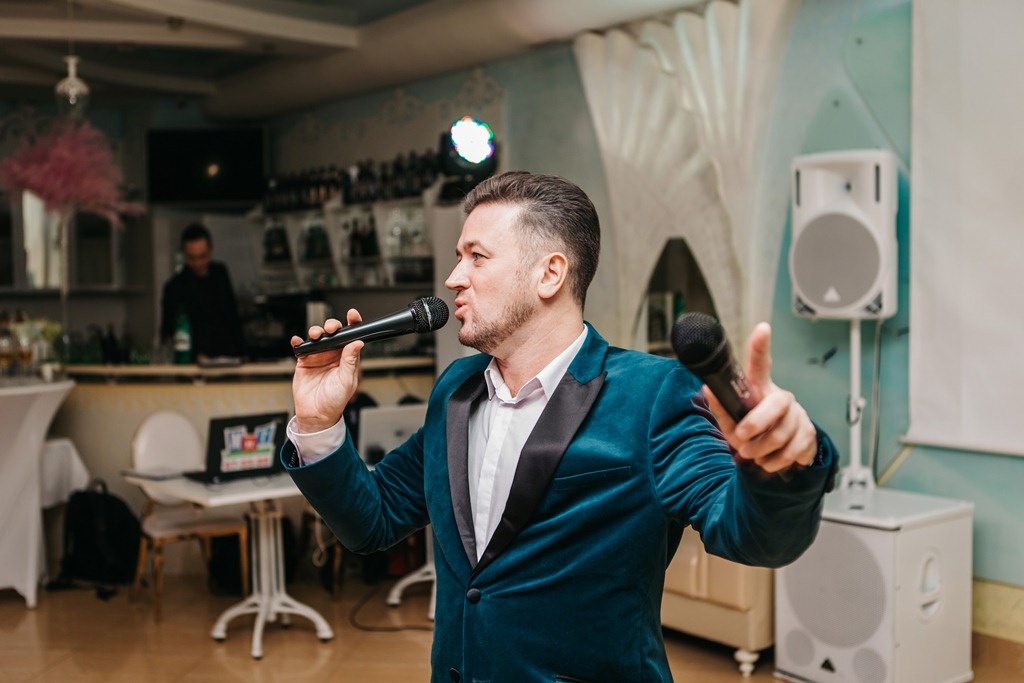 2023 - Ведущий свадьбы в кафе "ЛЕТО" - Макс Лобач ( Ижевск ) .