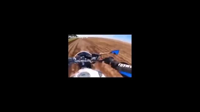 Не вписался в поворот? Бывает!