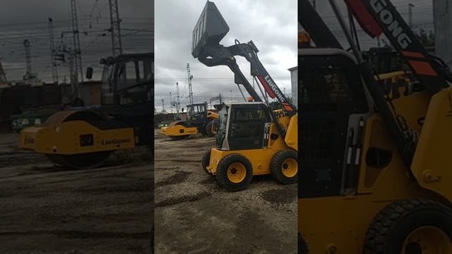 Мини-погрузчик LiuGong CLG 385B.mp4