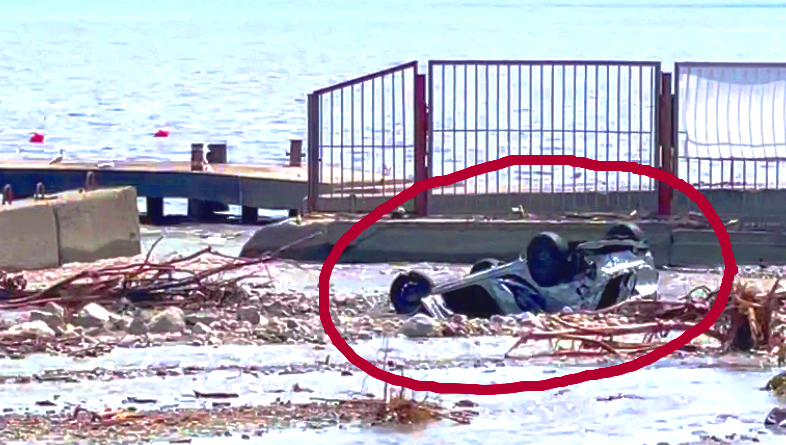 009. Крым. Ялта. Обвалы, грязь. Три дня после затопления. 22.06.21.