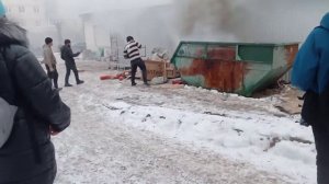 Г. Первоуральск посёлок динас "пожар за новым магазином магнит горит мусорка"