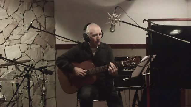 Алексюткин Александр - "Я живу в раю" (2011).