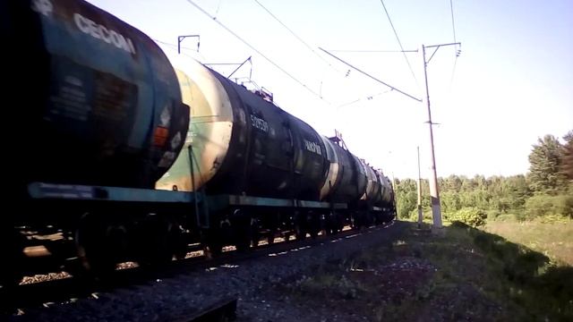 Товарный поезд у виадука СВОД на 294км.06.06.2021г