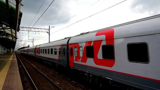 Электровоз ЧС2К-801 (ТЧЭ-10) со скорым поездом №120М Москва - Саранск.