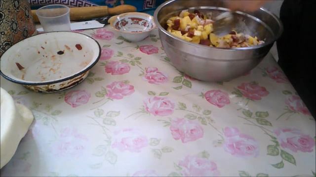 Рецепты для холостяков. Самый вкусный татарский бэлеш. Иң тәмле татар бәлеше..mp4