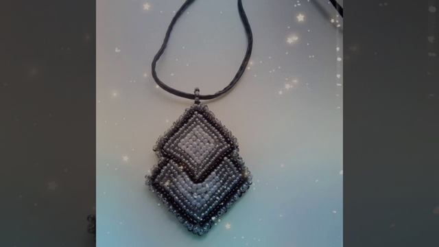 Украшения из бисера