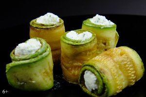 Рулетики из кабачков. Быстро, вкусно и красиво. Закуска на праздничный стол