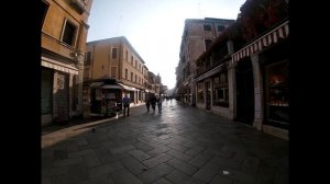 Walk with me - Venice - From the station "Santa Lucia" to "Piazza San Marco" passing "Rialto Bridge