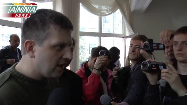 Интервью Алексея Корягина из захваченного здания ОГА Луганска.mp4