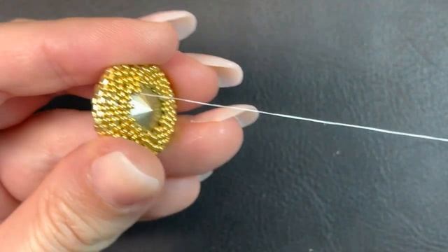 Кулон из риволи 18 см - COMMENT SERTIR UN CABOCHON RIVOLI 18 MM POUR FAIRE UN PENDENTIF