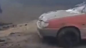 Приехали помочь бедолаге, не мог никак выехать...?
