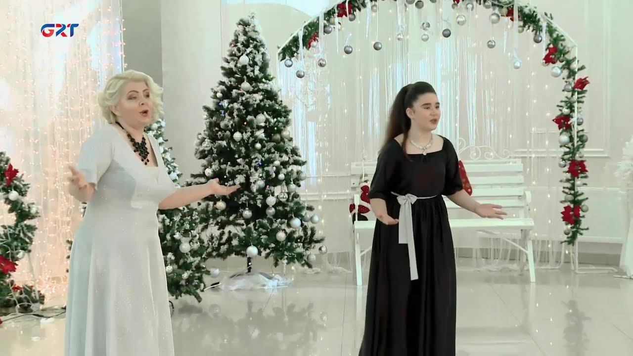 Олеся Барладян и Дарья Кичук - Кабы не было зимы (Новый год 2022 в Гагаузии)