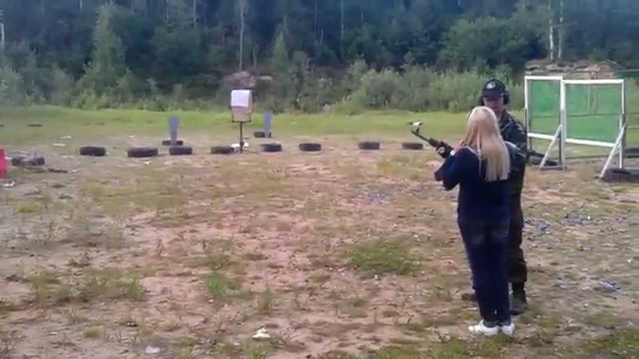 Блондинка и Сайга-12К. Первое знакомство. Blonde & Saiga-12K. First date.