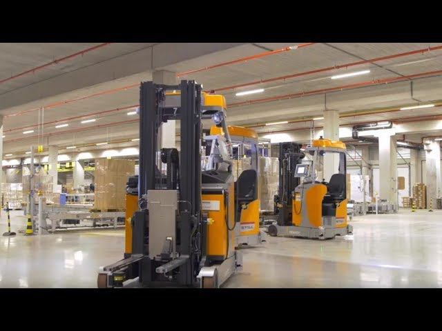 Автоматические ричтраки на складе