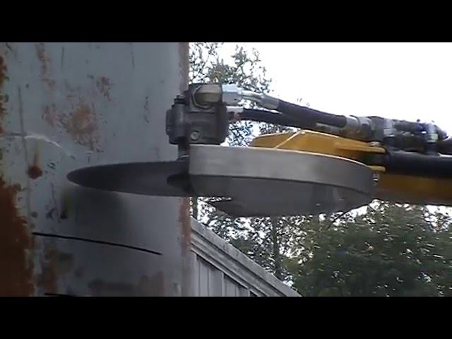 Горизонтальный рез дисковой пилой Brokk