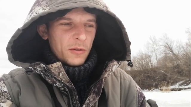 Ловля судака в марте 2021, супер балансир, если бы не он вообще ничего не поймал..mp4