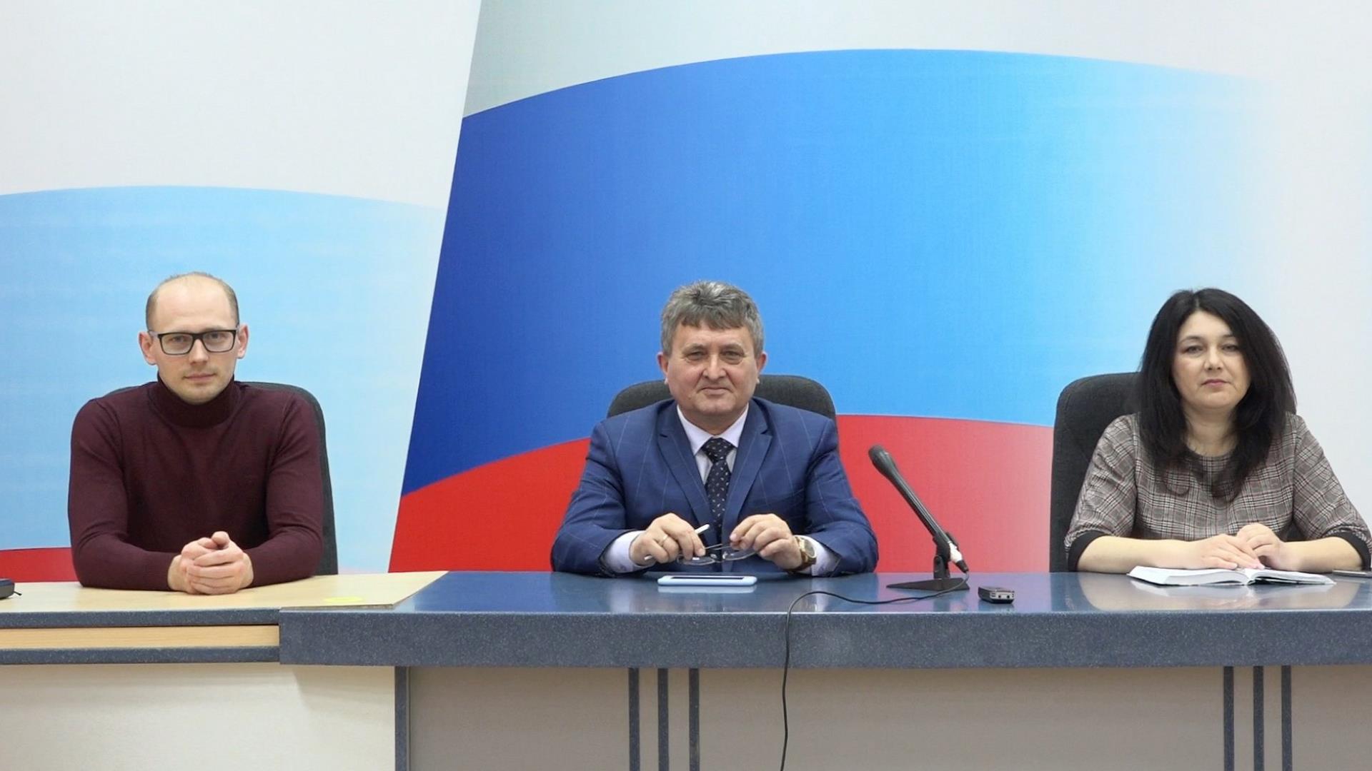 В администрации города прошел брифинг по вопросам транспортного обслуживания населения.