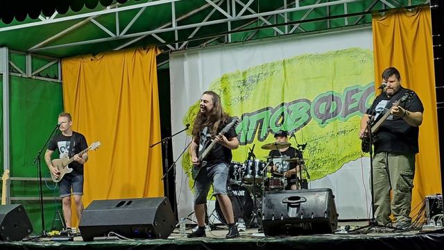 "Шипов фест" в Бутурлиновке. Выступление "Отражённых объектов"