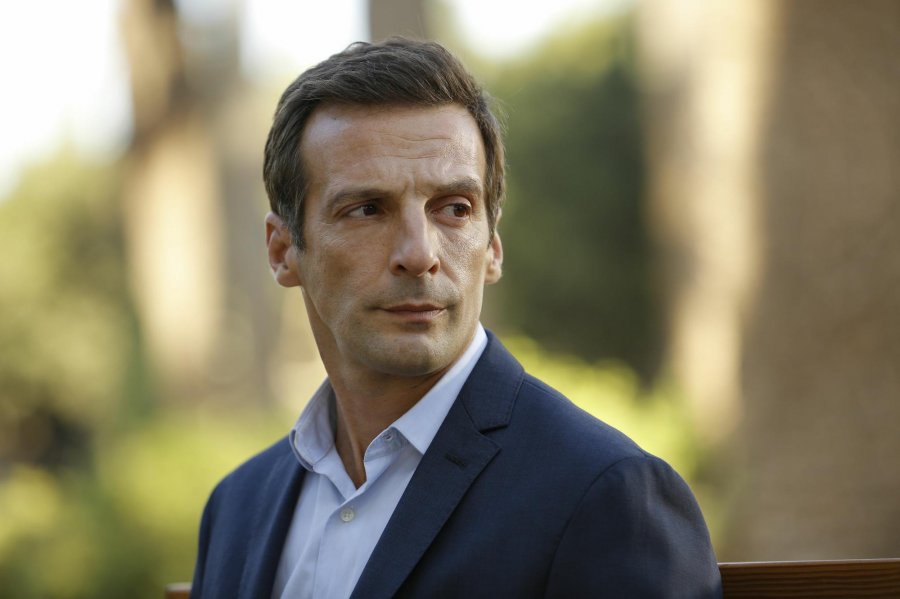 Сериал Бюро / Le Bureau des Légendes на RUTUBE: 50 видео – смотреть онлайн и бесплатно (36255405)