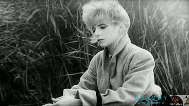 Mylene Farmer - 1989 - A quoi je sers