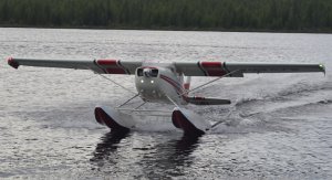 Полукопия самолета Cessna 182 Skylane