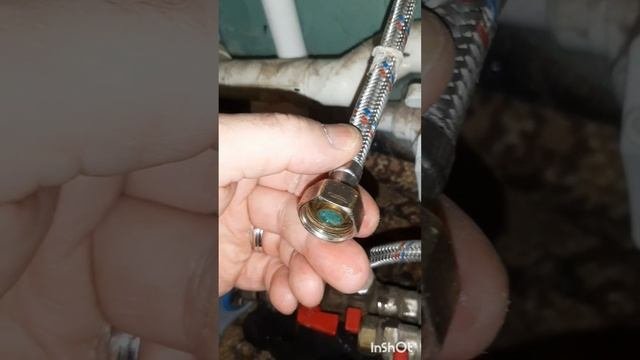 ПроПочинку.Течёт водяной шланг.Купить новый или ремонт за 5 минут.Фильм1.Часть1 .mp4