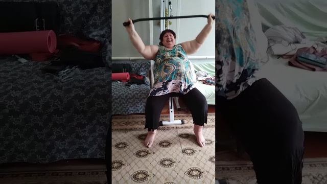 Елена Прекрасная на тренажоре