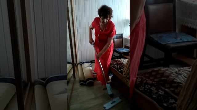 Как мыть полы без вёдер и тряпок //Аэрошвабра Гринвей
