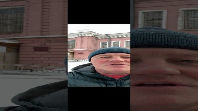 Обратился в суд об изменении меры пресечения содержание под стражей в тюрьме на денежный залог.