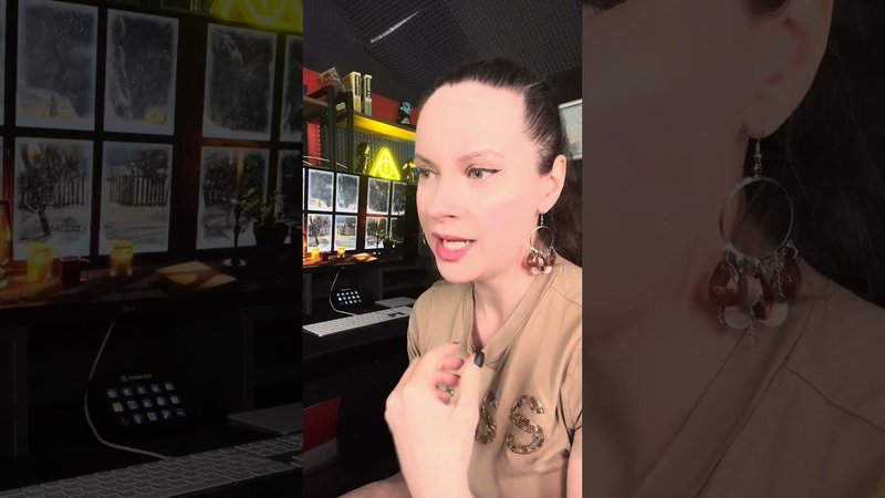 Мужчина называет солнышком?